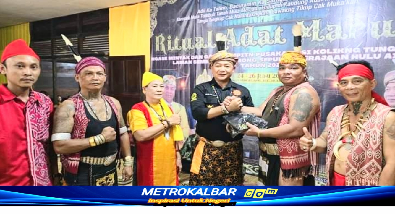 Alexander Wilyo Hadiri Ritual Adat Meruba di Benua Kerio, Hulu Sungai ...